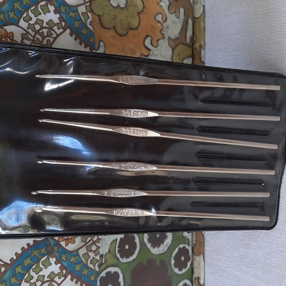 Boye | Other | Boye Vintage Crocheting Needles Set Of 6 Made In Usa ...